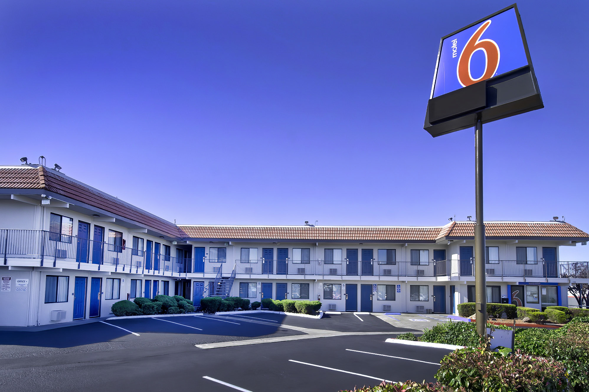 Motel 6 Vallejo: explore nuestra galería de fotos para echar un vistazo ...